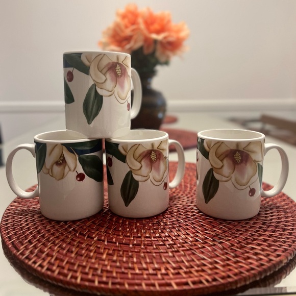 Savannah Grove WSP | Dining | New Four 4 Elegant Floral White And Green ...